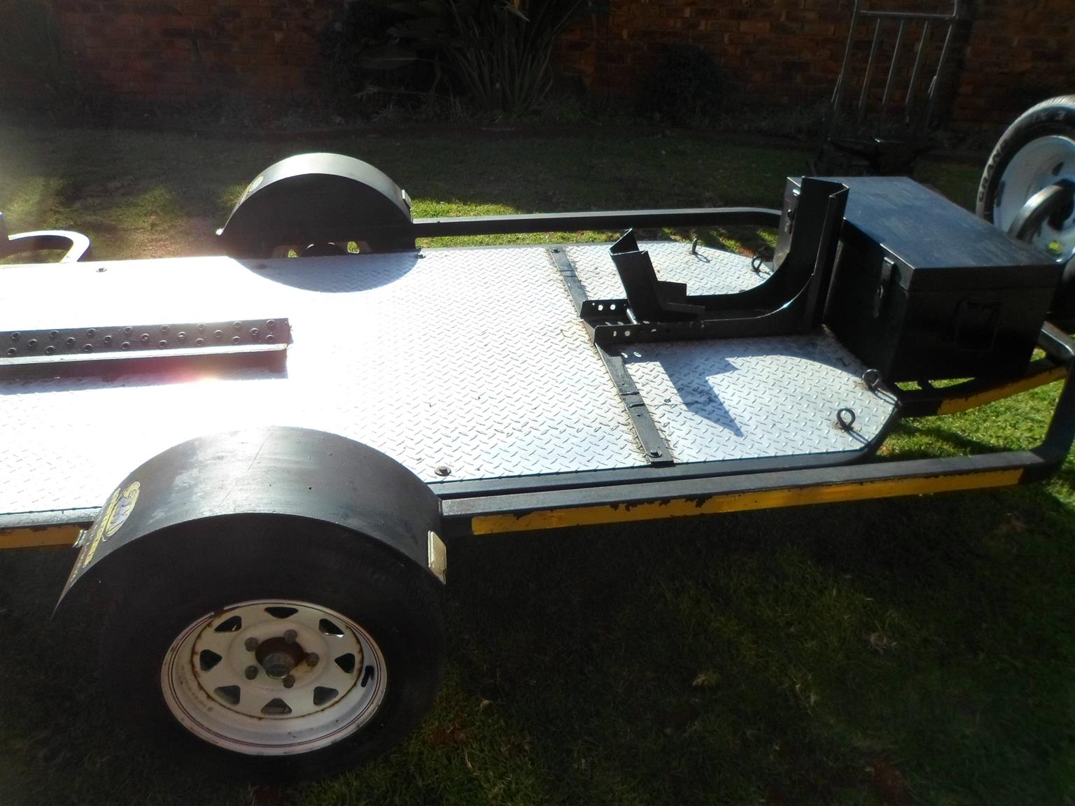 2008 Lazy Lowder Bike Trailer. | Junk Mail