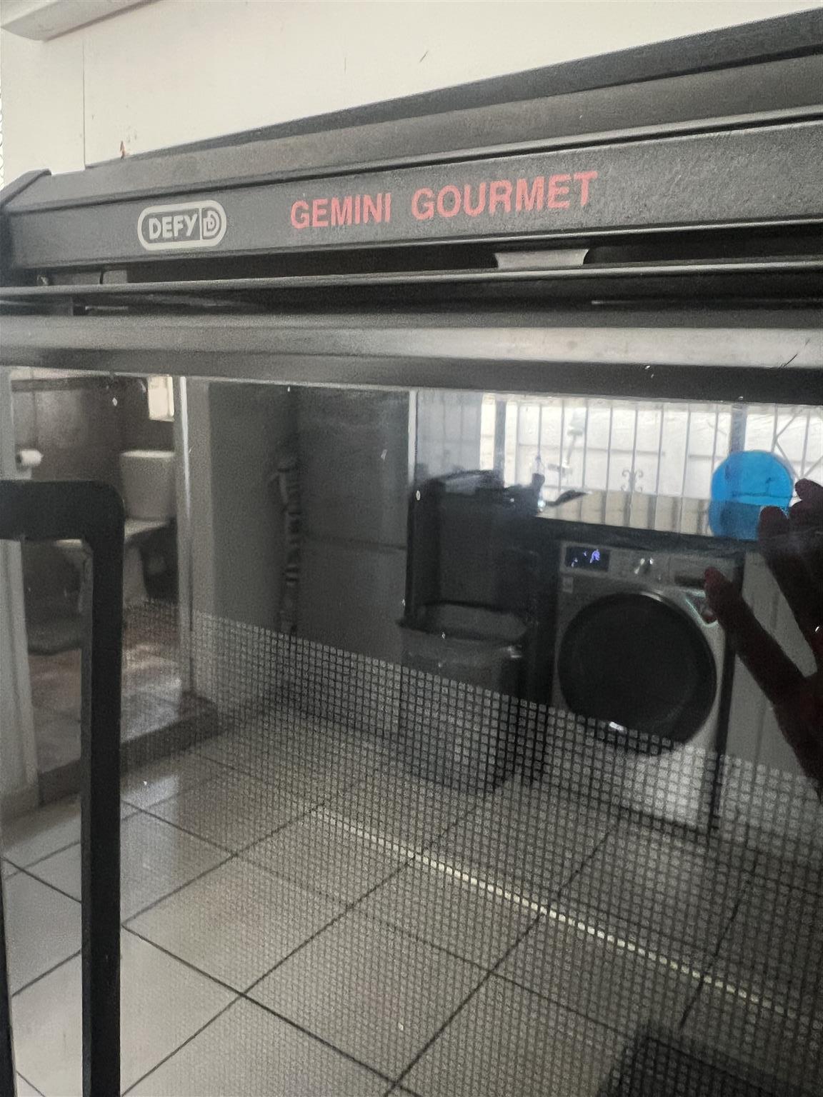 Defy Gemini double oven. Excellent condition | Junk Mail