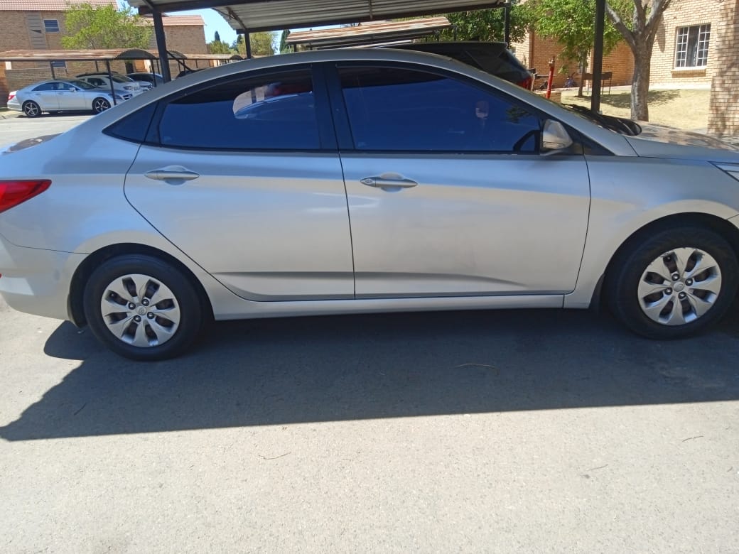 Hyundai Accent | Junk Mail Marketplace