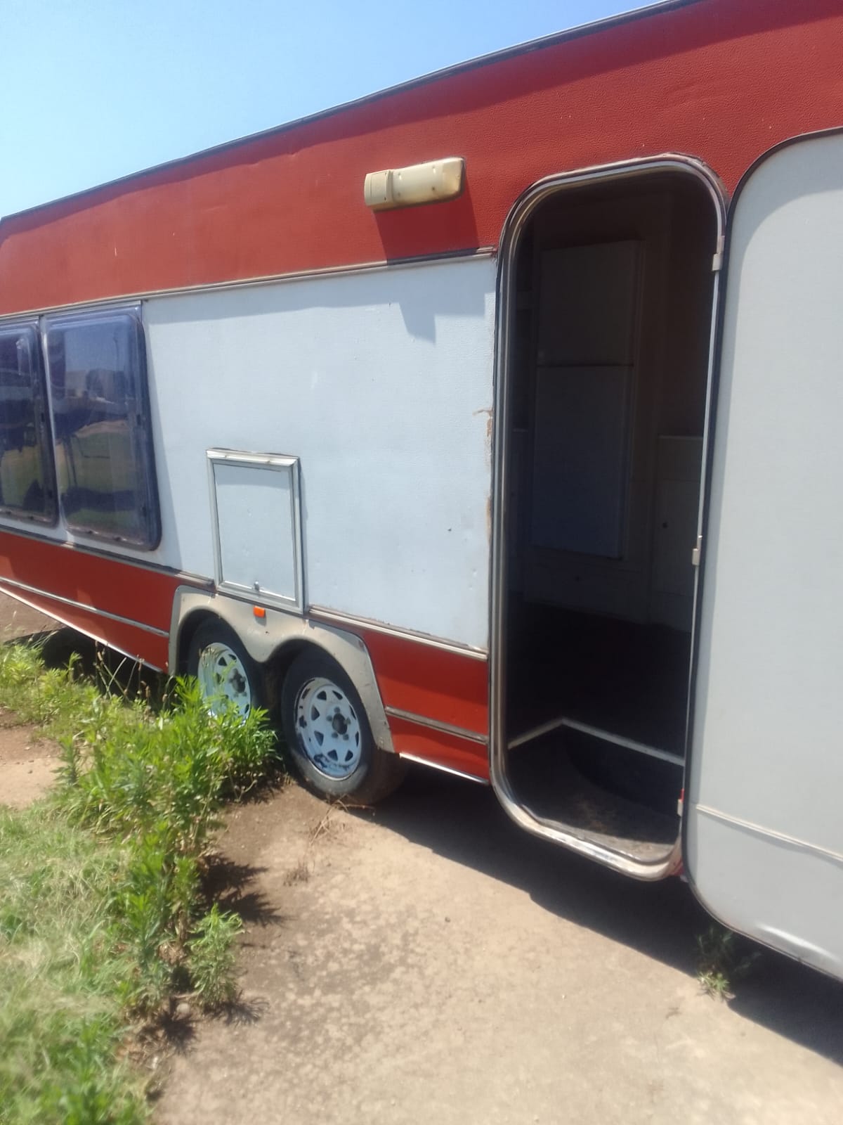 Caravan for sale | Junk Mail