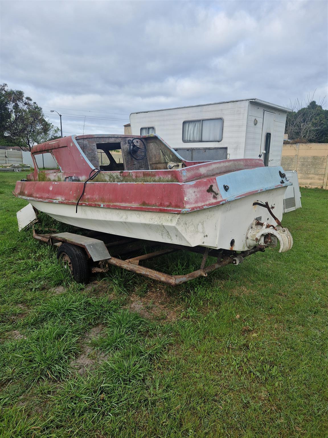 Cabin Jet boat on trailer | Junk Mail Marketplace