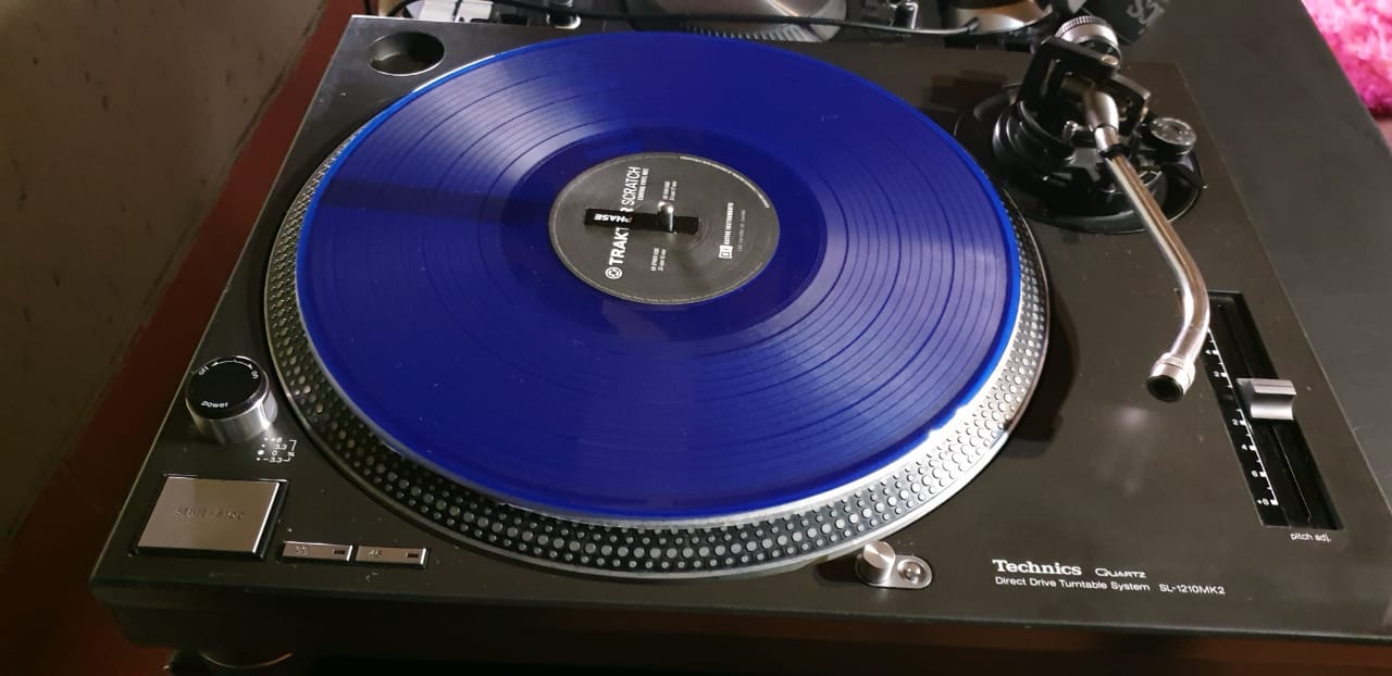 Technics SL1210s With Original Dust Covers | Junk Mail Marketplace