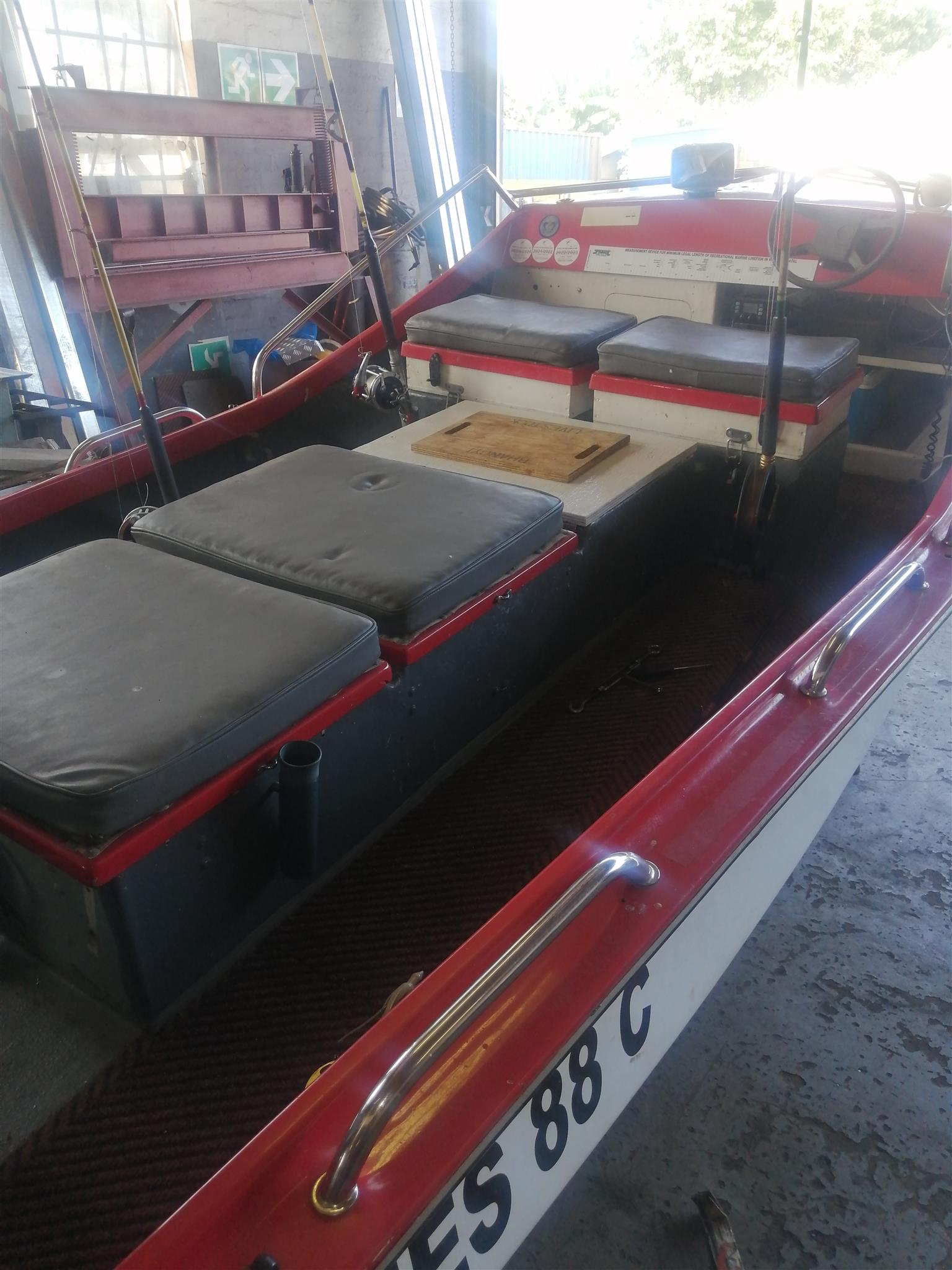 Trimcraft Hustler ski boat with 2 x 40 hp outboard engins | Junk Mail ...