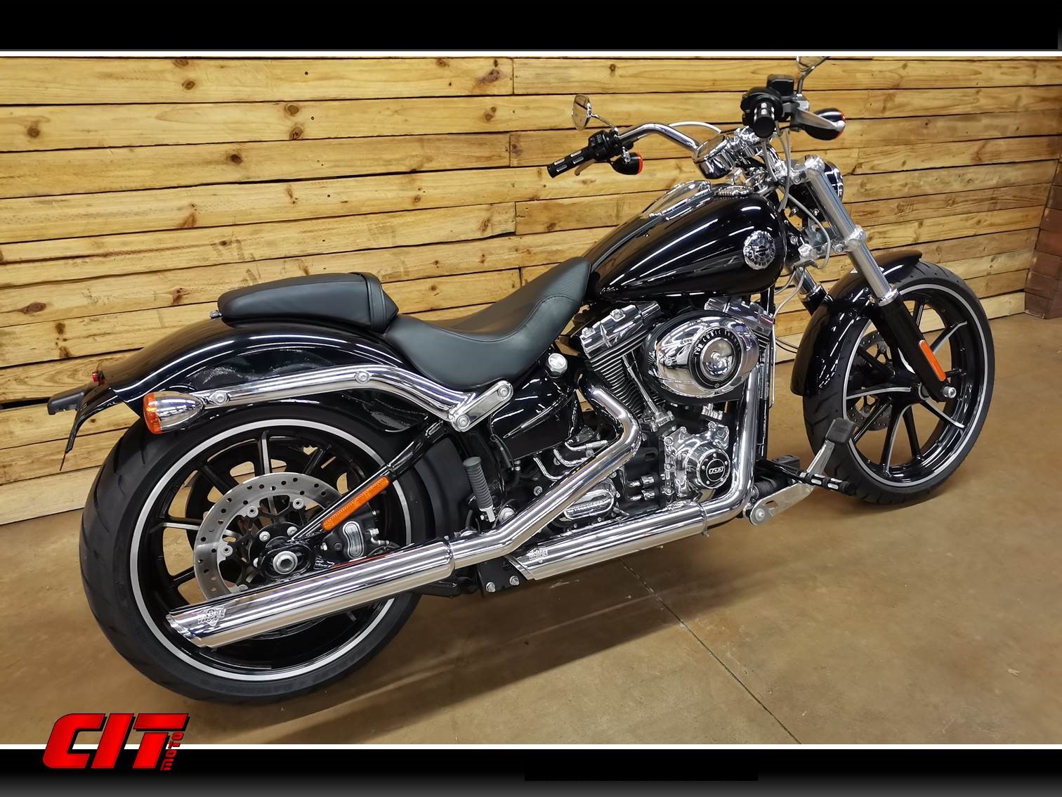 2015 Harley Davidson Breakout | Junk Mail