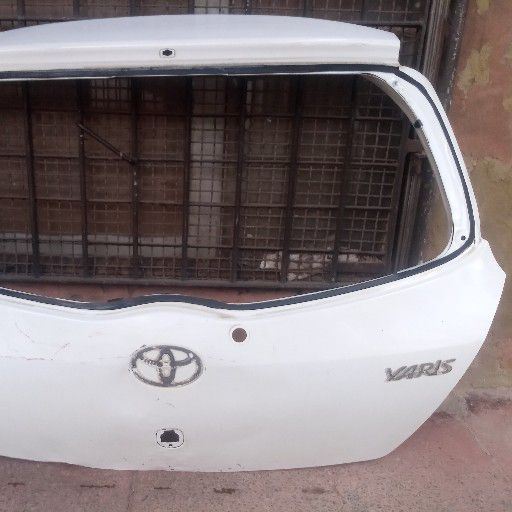 Toyota Yaris tailgate | Junk Mail Marketplace