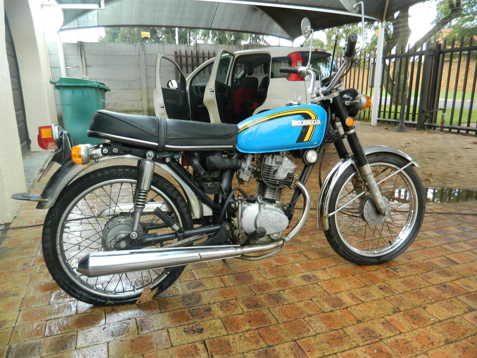 Classic Honda CB100 | Junk Mail
