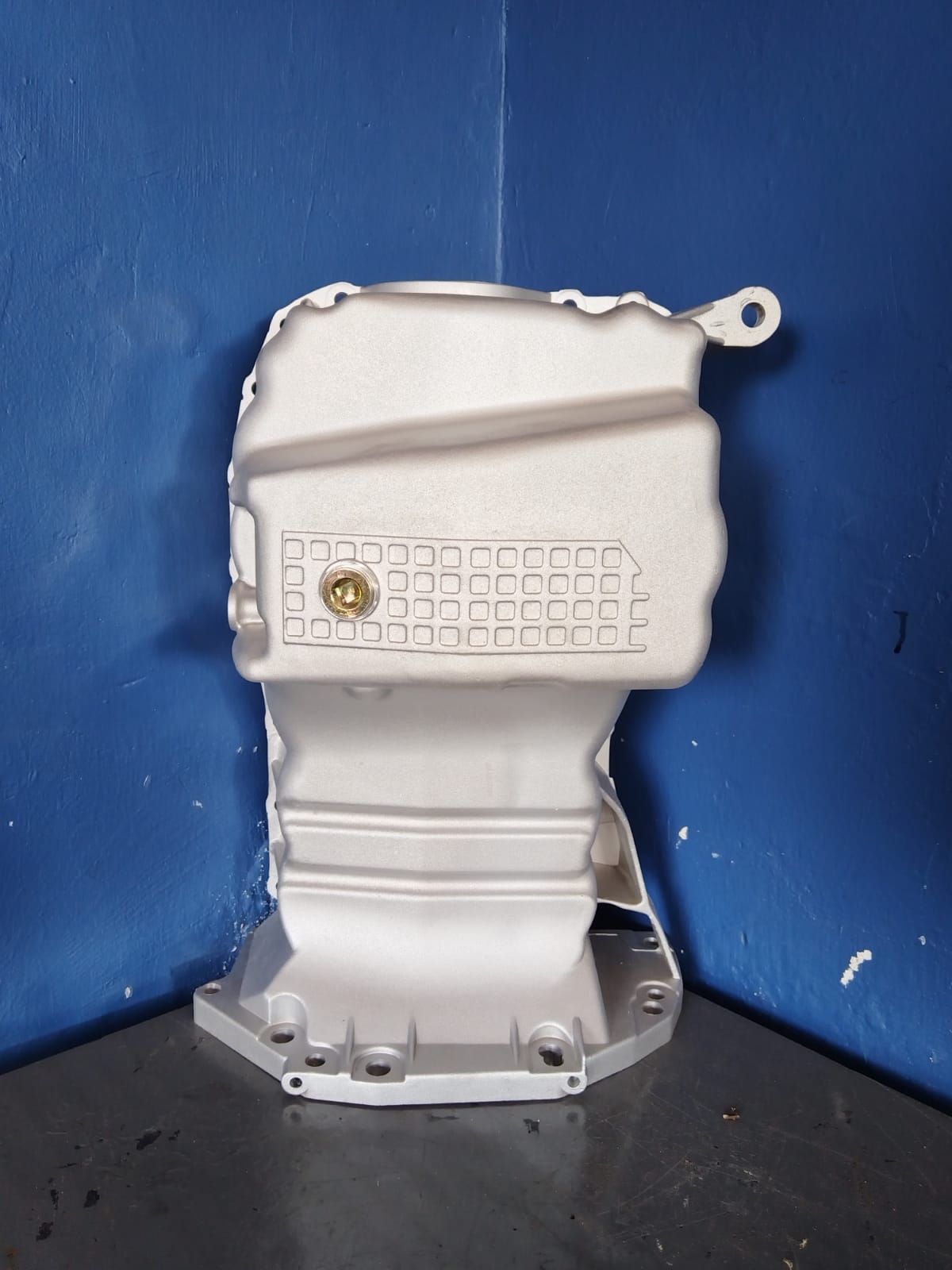 NP200 1.6 8 Valve New Sump | Junk Mail