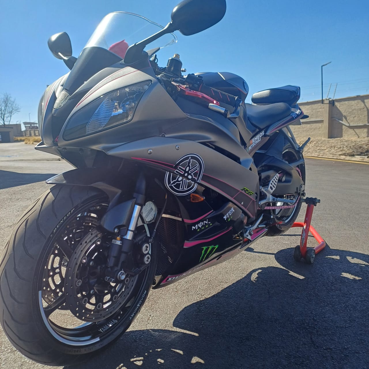 YAMAHA R-6 | Junk Mail Marketplace