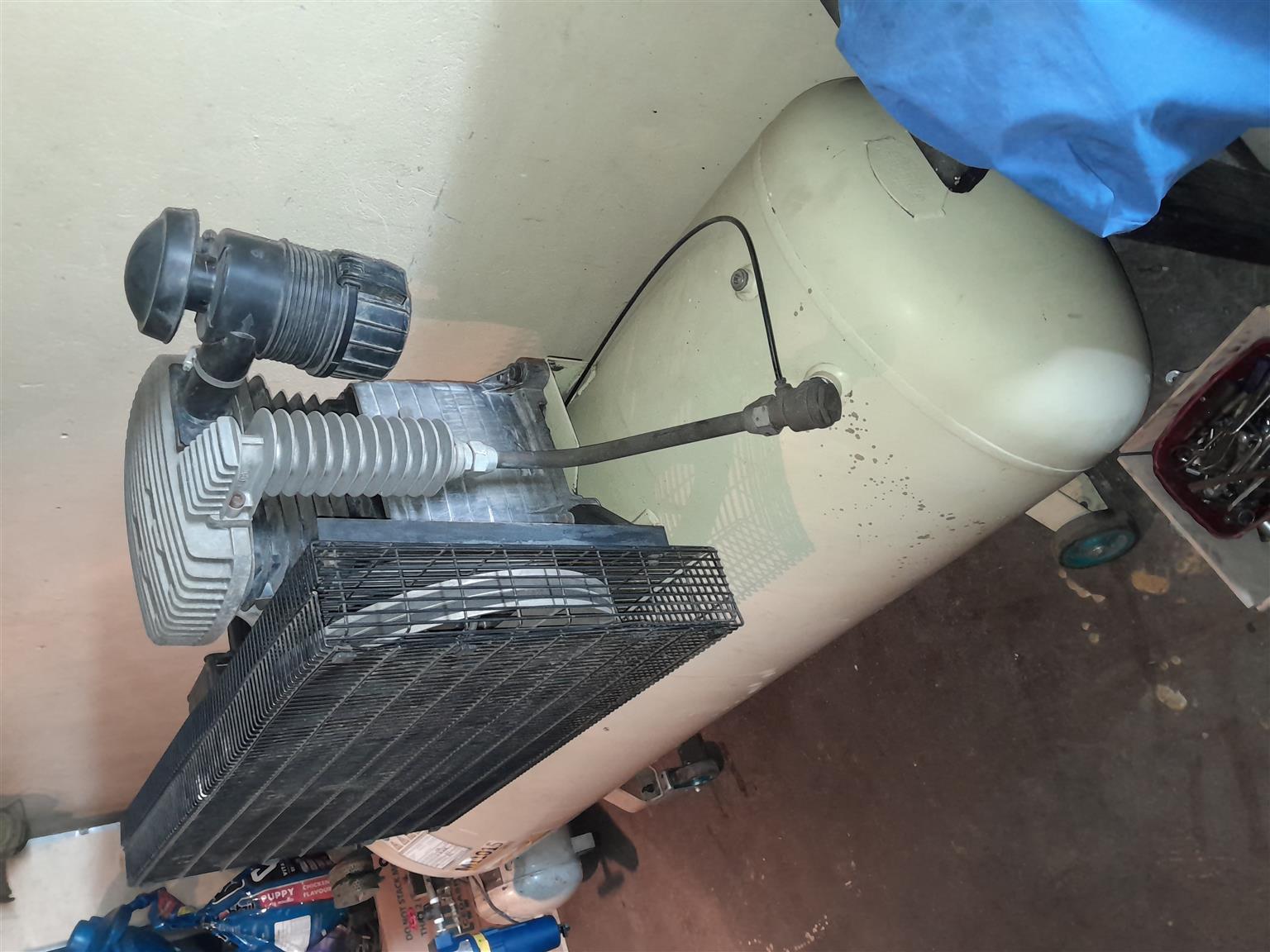 IR Ingersoll-Rand 500 Liter 3 Phace Compressor | Junk Mail Marketplace