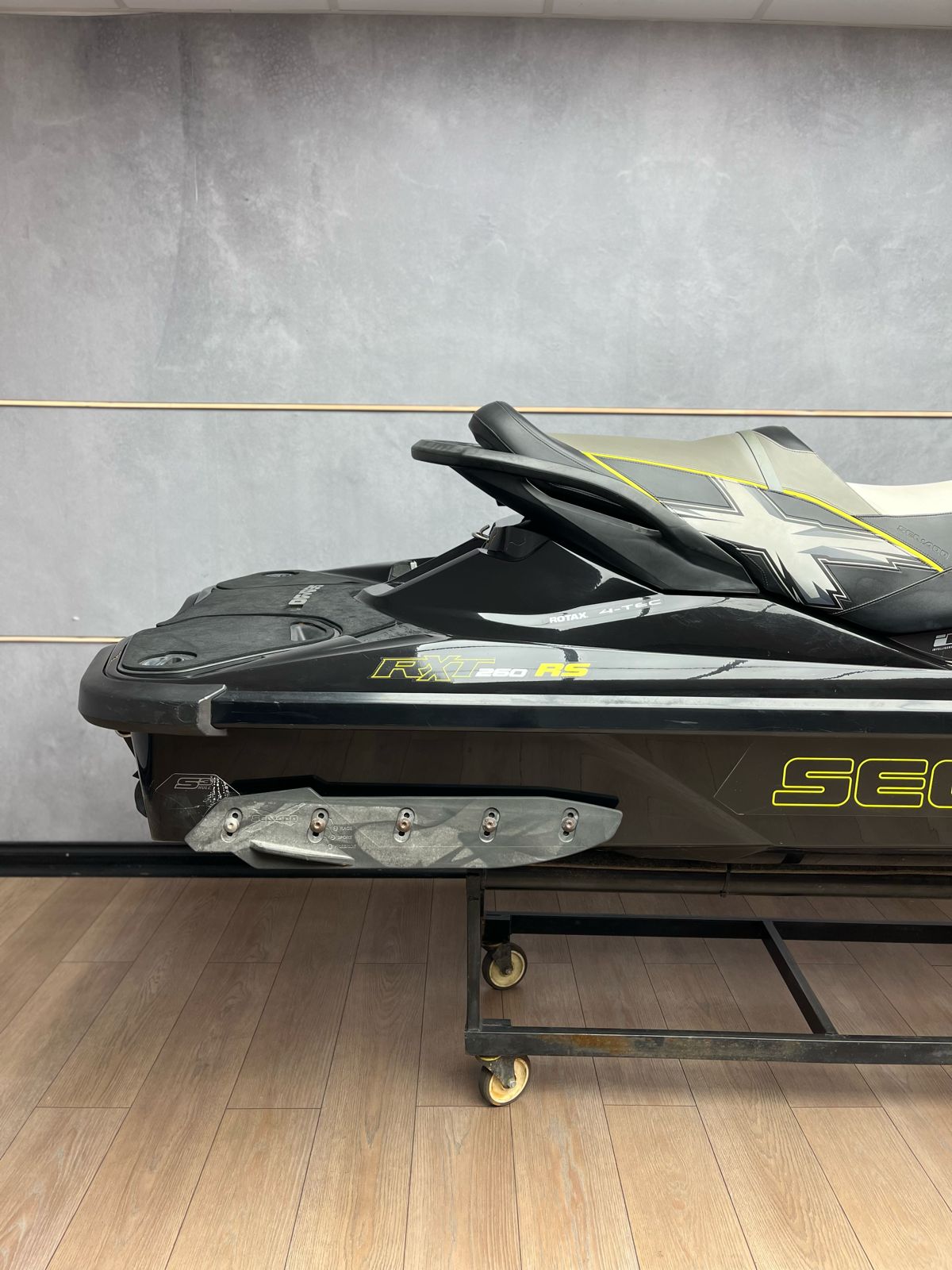 2013 SEADOO RXT X-RS 260 | UB LEISURE | Junk Mail