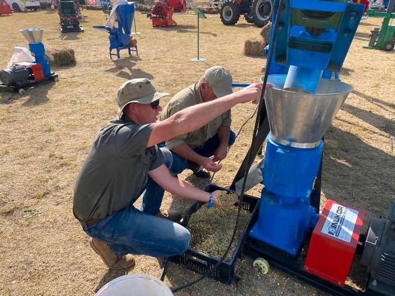 Brand new pellet machines available for sale | Junk Mail