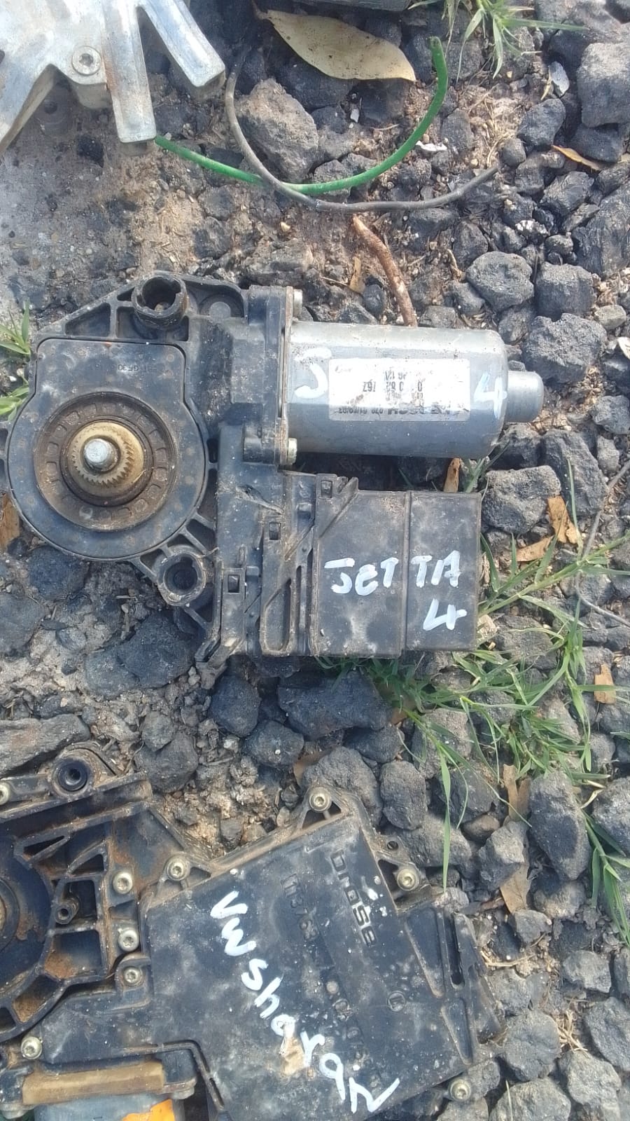 Volkswagen Jetta 4 window mechanism motor | Junk Mail Marketplace