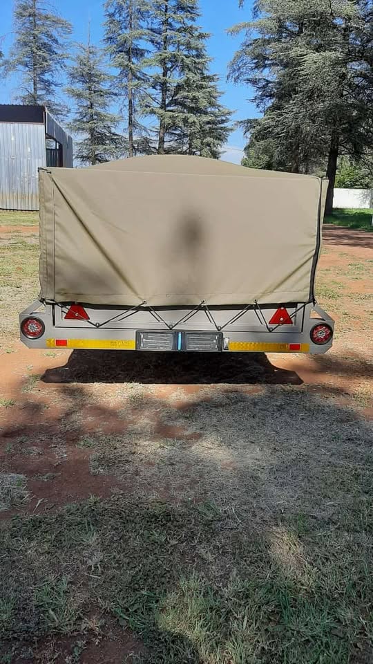 2025 Bon Voyage Trailers 3 meter with mesh and tarpaulin | Junk Mail ...
