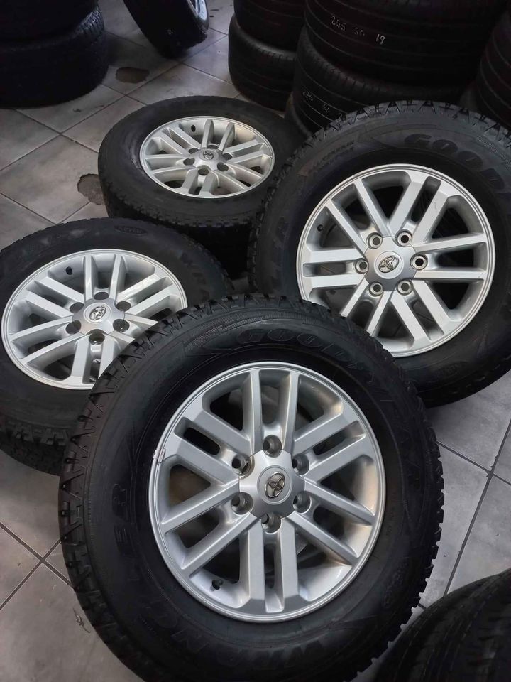 17 inch Toyota hilux mags twinspoke with tyres 265/65R17 Goodyear ...