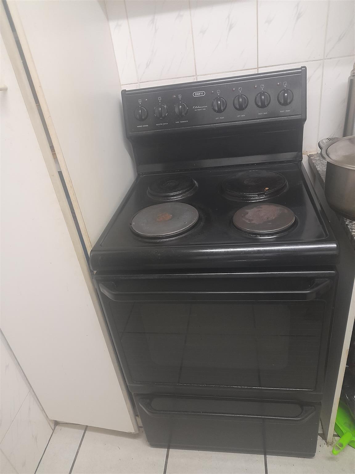 Defy stove | Junk Mail Marketplace
