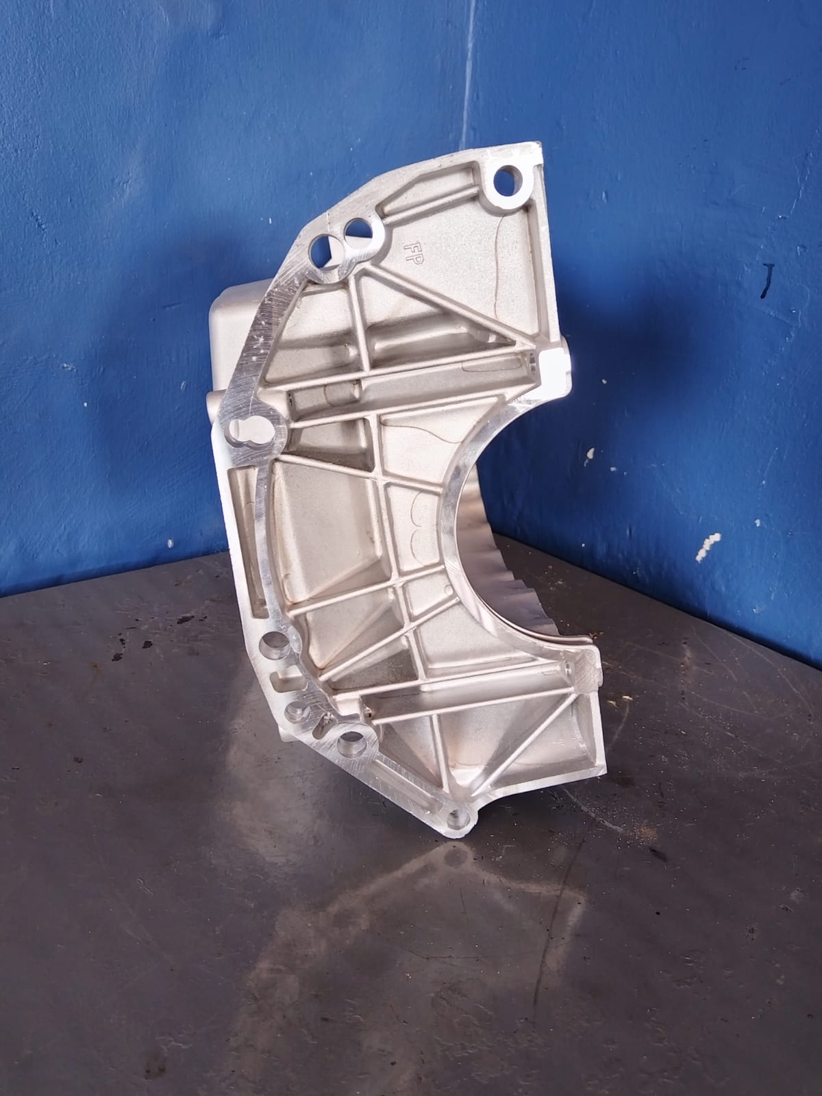 NP200 1.6 8 Valve New Sump | Junk Mail