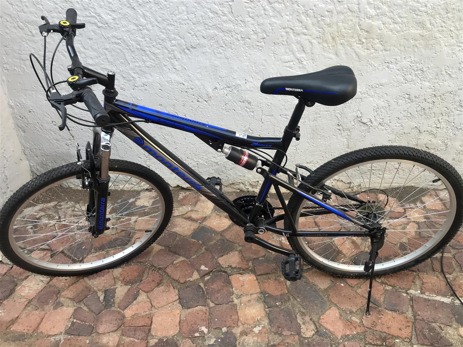 Monterra 26” dark blue mountain bike for sale in Rietfontein Pretoria ...