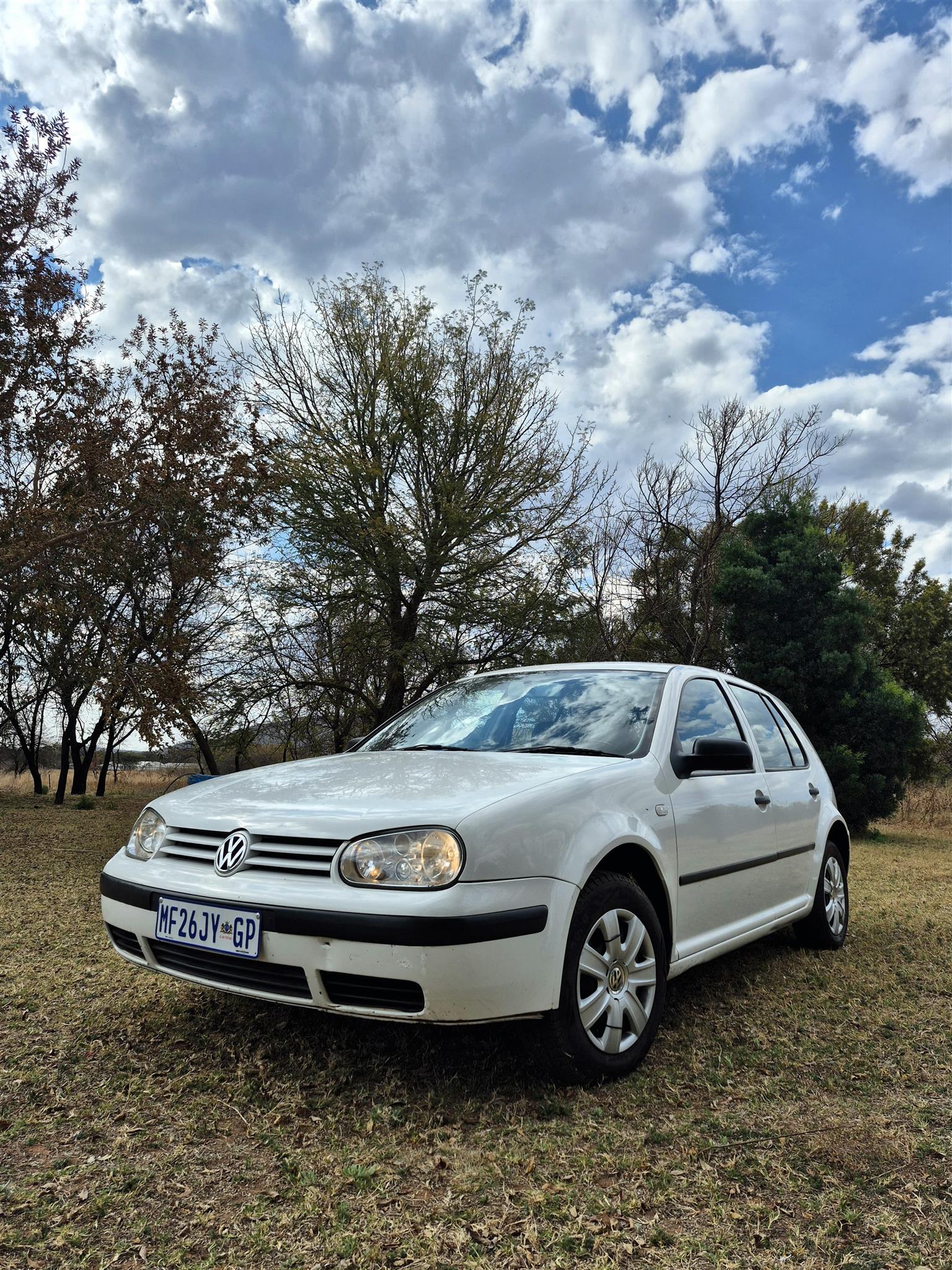 2000 GOLF 4 1.6 AUTO COMFORTLINE | Junk Mail Marketplace
