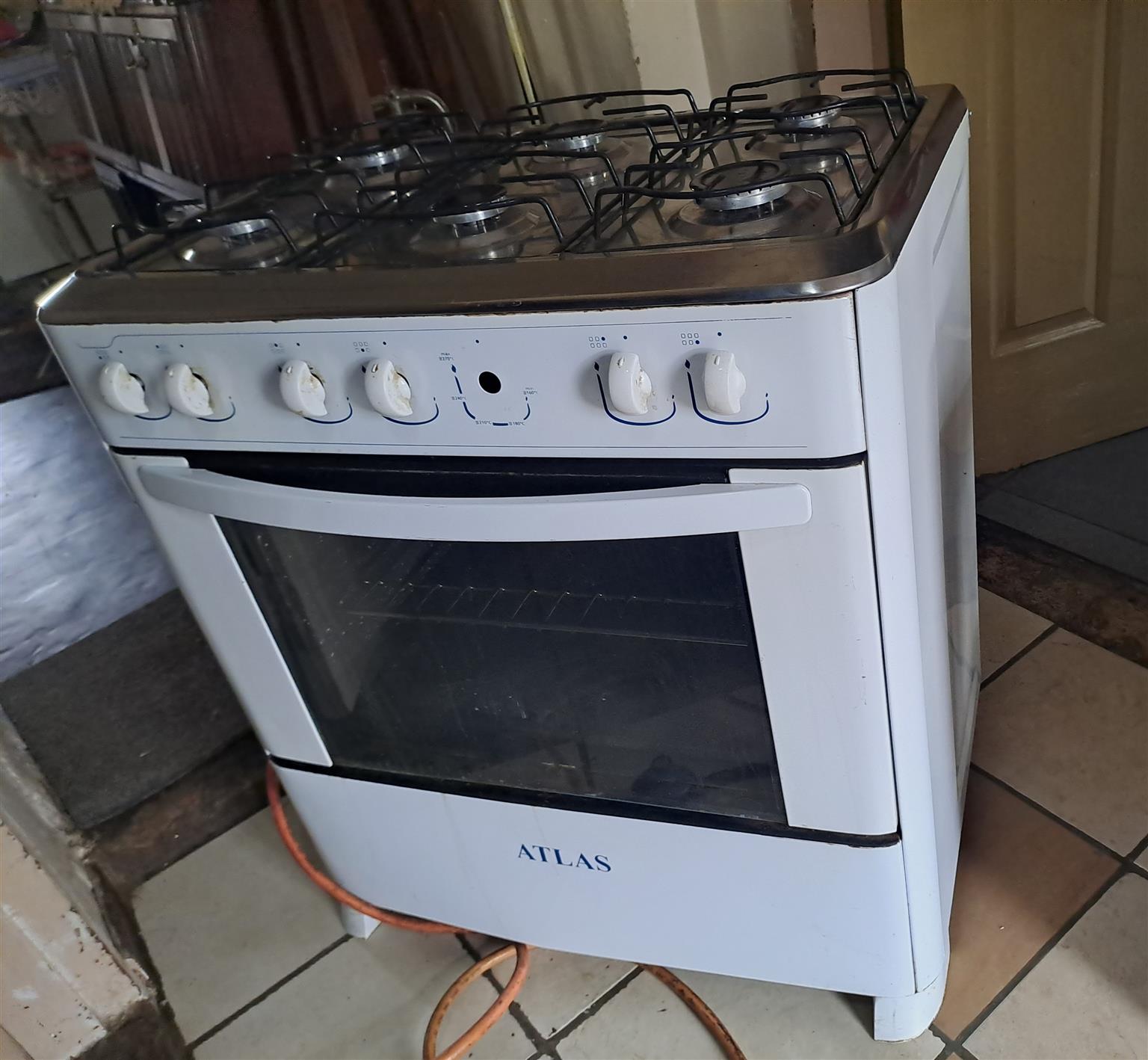 Gas stove 6 plate with oven | Junk Mail