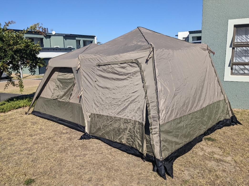 Natural Instincts Turbo Supreme 300 Tent | Junk Mail