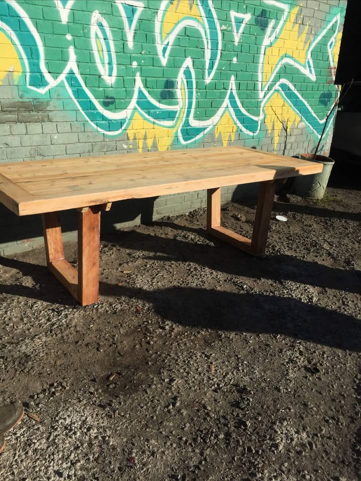 Oregon Tables | Junk Mail Marketplace