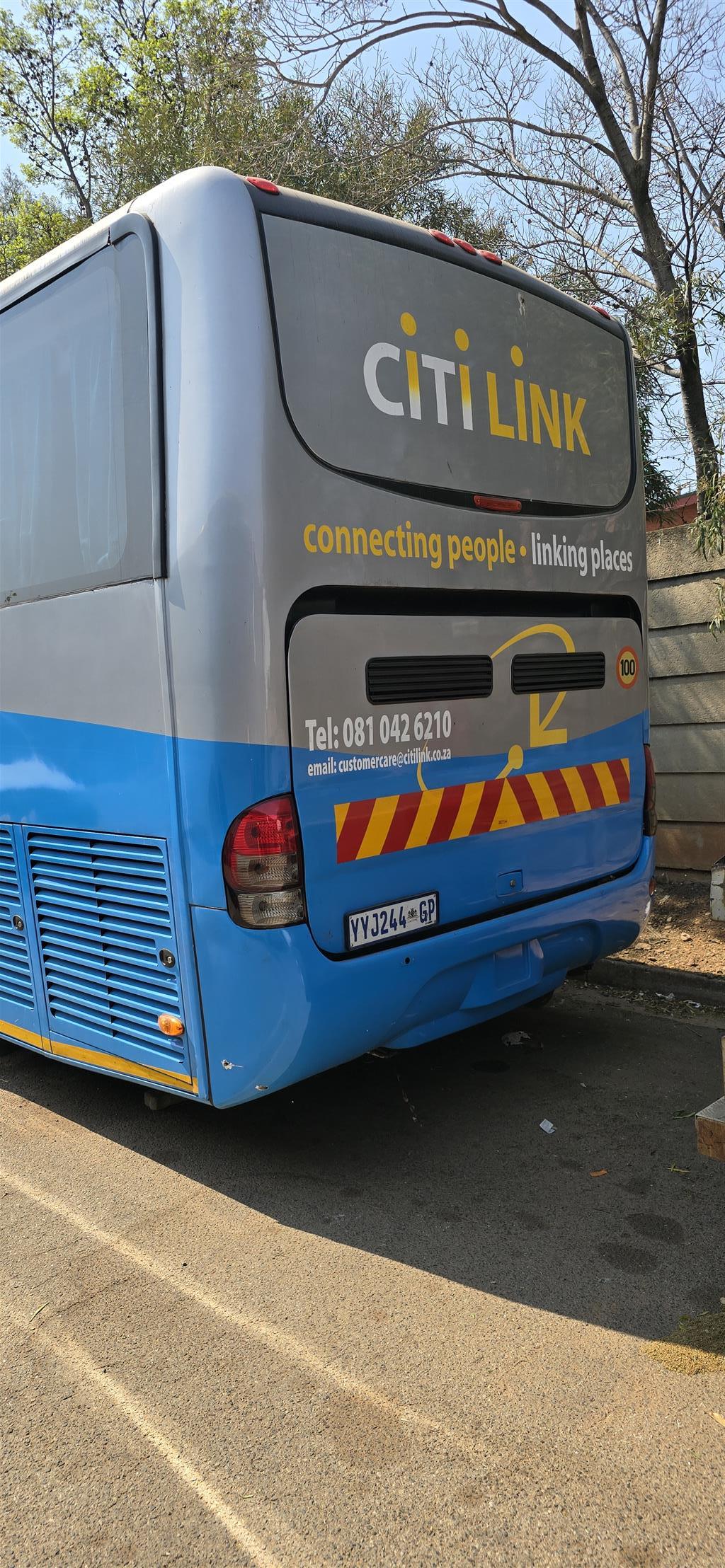 Mercedes benz bus 0500 engine on Marcopolo body ,runner | Junk Mail ...