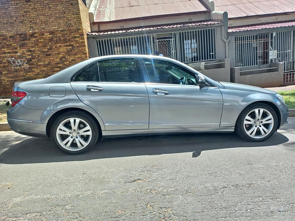 2009 MERCEDES BENZ C200 KOMPRESSOR AUTOMATIC TRANSMISSION IN EXCELLENT CONDITION WITH SUN ROOF ...