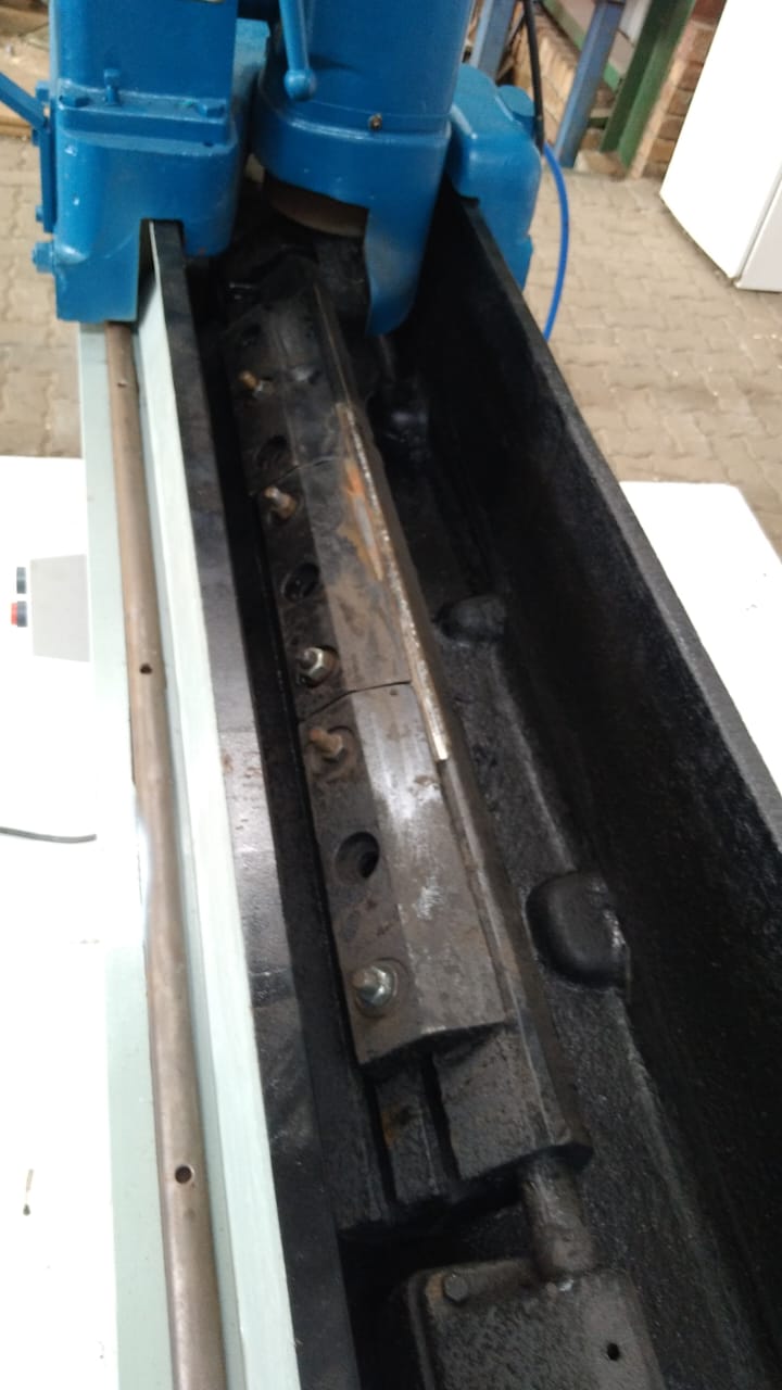 SURFACE GRINDING MACHINE | Junk Mail Marketplace