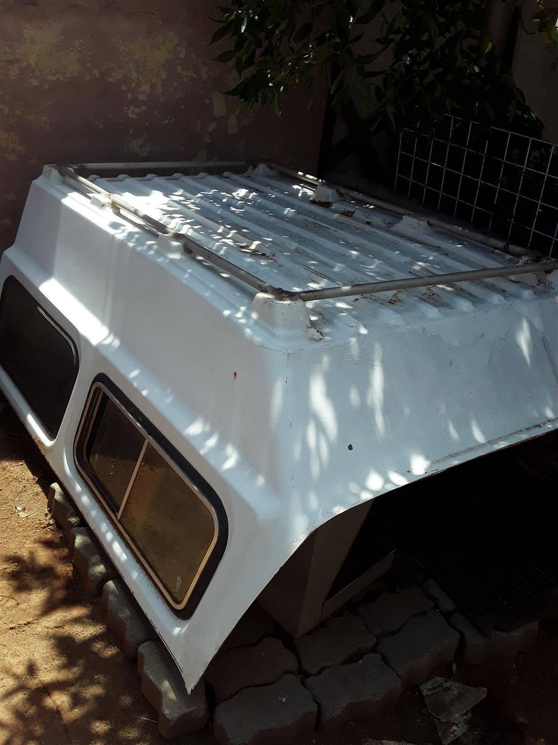 Second hand Canopy for Volkswagen Caddy in good condition. | Junk Mail