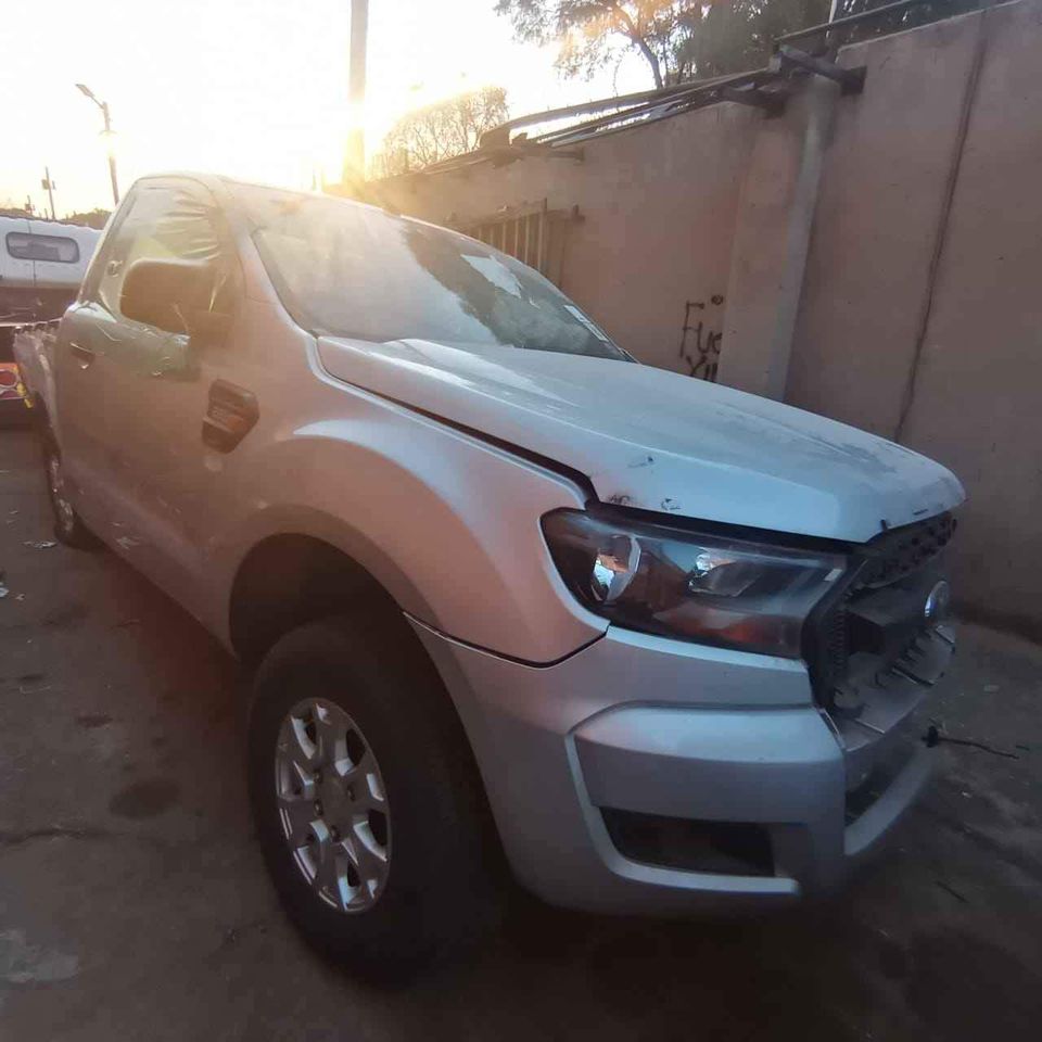 Ford Ranger T7 2018 2.2 Code2 Manual | Junk Mail Marketplace