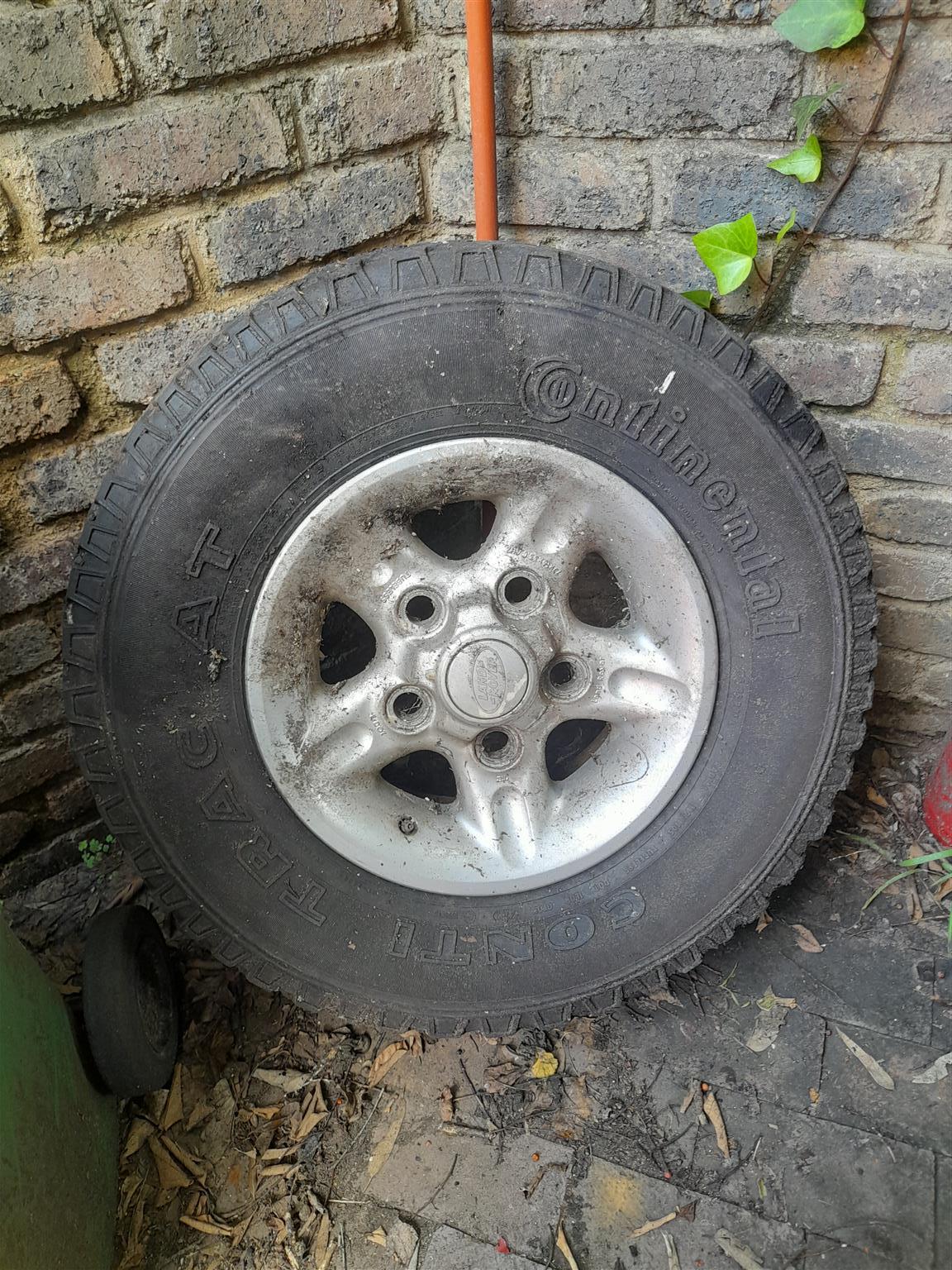 Land Rover Defender Mag Spare Wheel+Tyre Thumb Style TD5 Tdi Puma ...
