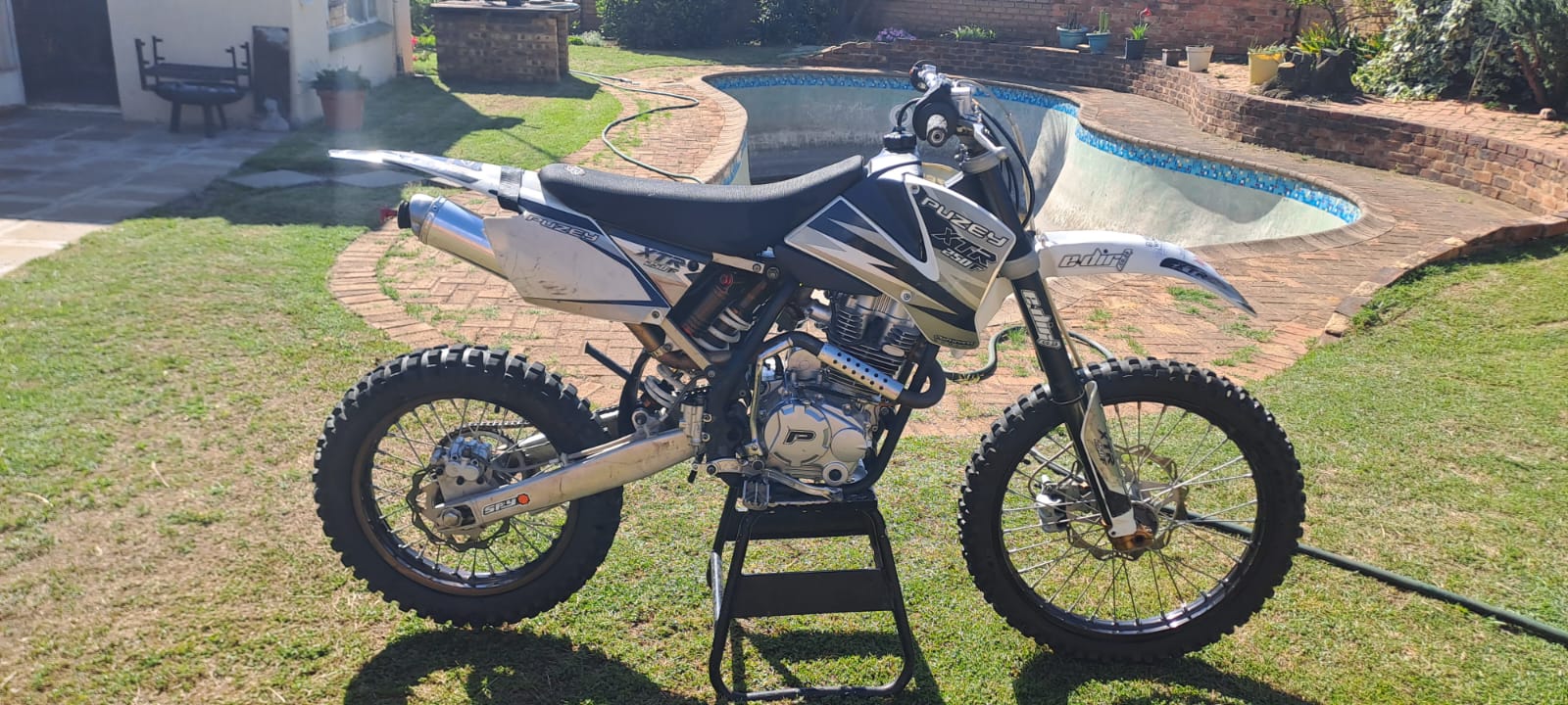 Puzey XTR250F for sale | Junk Mail Marketplace