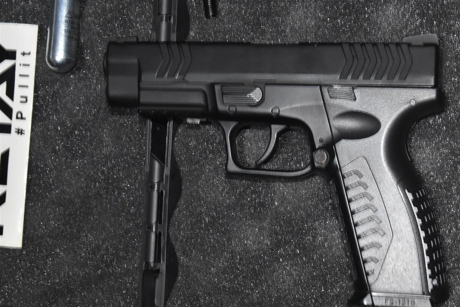 Retay C02 gas pellet BB hand-gan | Junk Mail