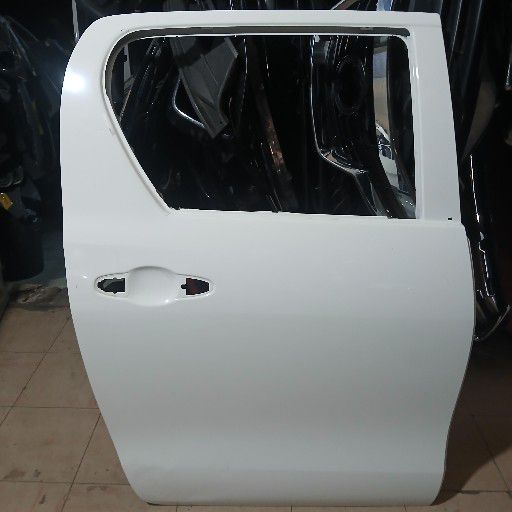 Used Toyota hilux gd6 door for sale in Gauteng | Auto Mart