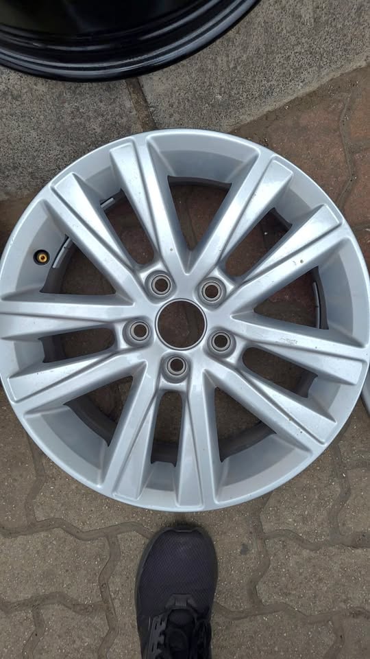 15inch VW Polo TSi & Vivo original new mags (5x100 pcd) | Junk Mail ...