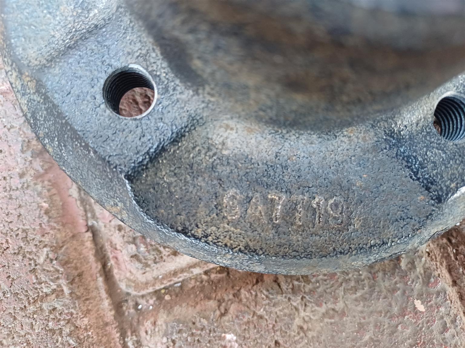 Knott Axel Hubs for Trailer. | Junk Mail