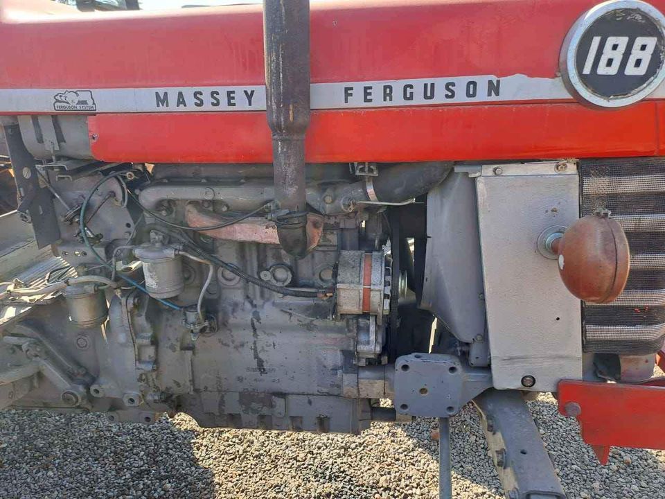 Massey Ferguson 188 | Junk Mail