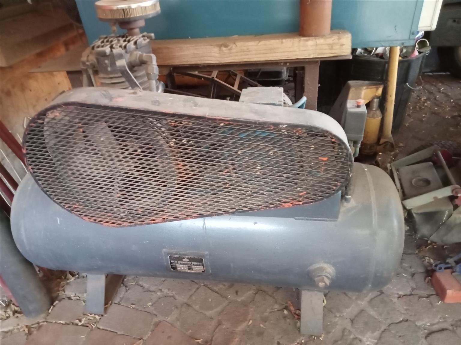 Compressor 3 Phase Arlec 250l | Junk Mail