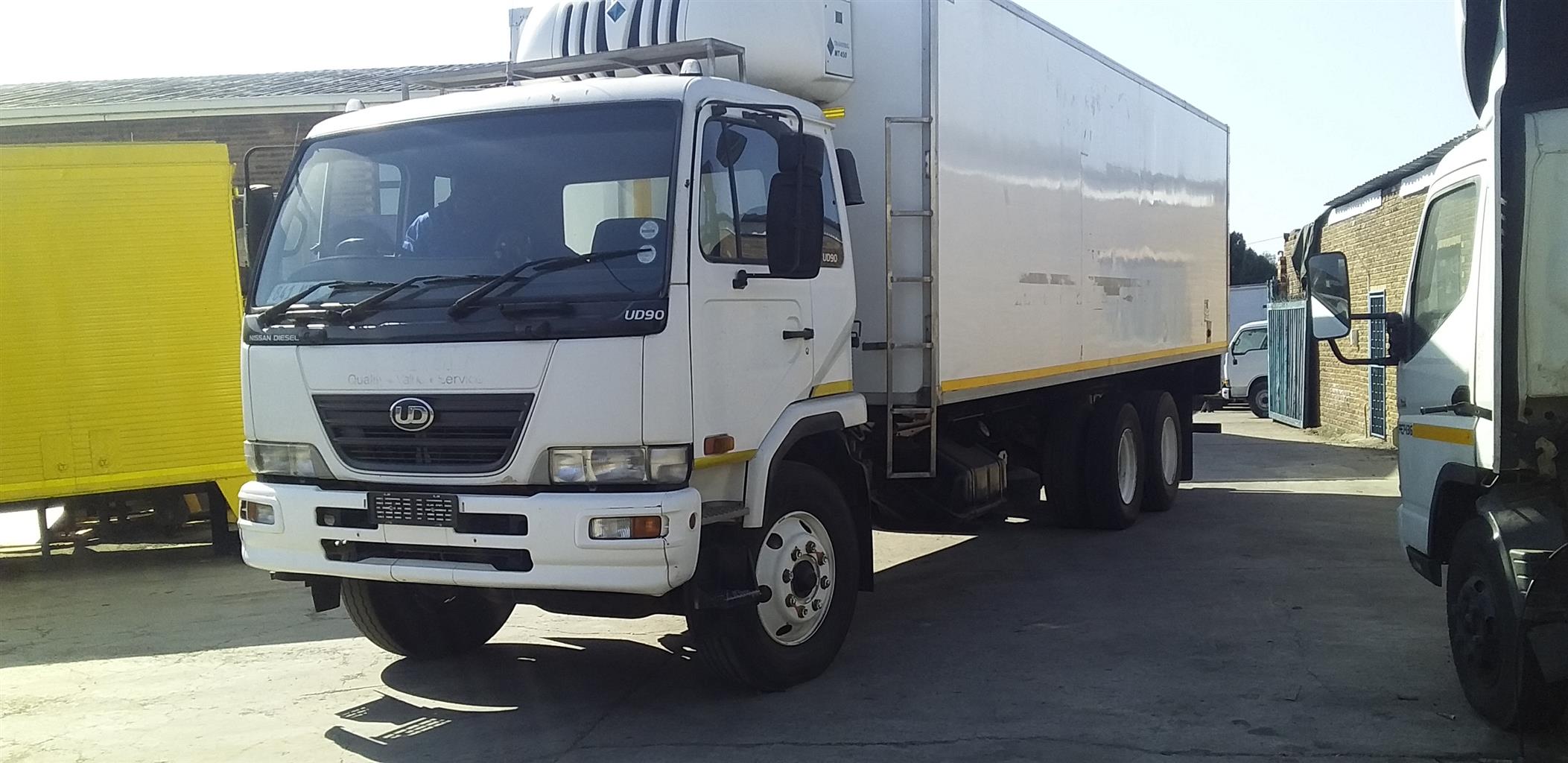 2009 NISSAN DIESEL UD90 FRIDGE BODY | Junk Mail Marketplace