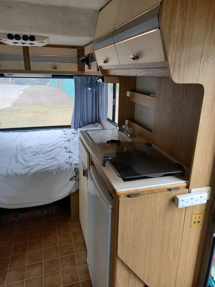 Mitsubishi L300 Motorhome | Junk Mail Marketplace