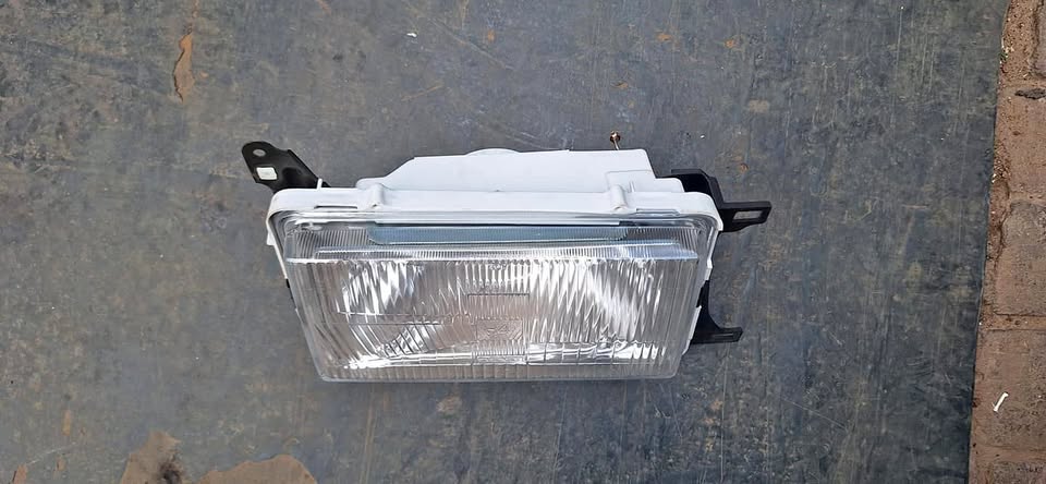 Toyota cressida RX60 headlight available | Junk Mail Marketplace