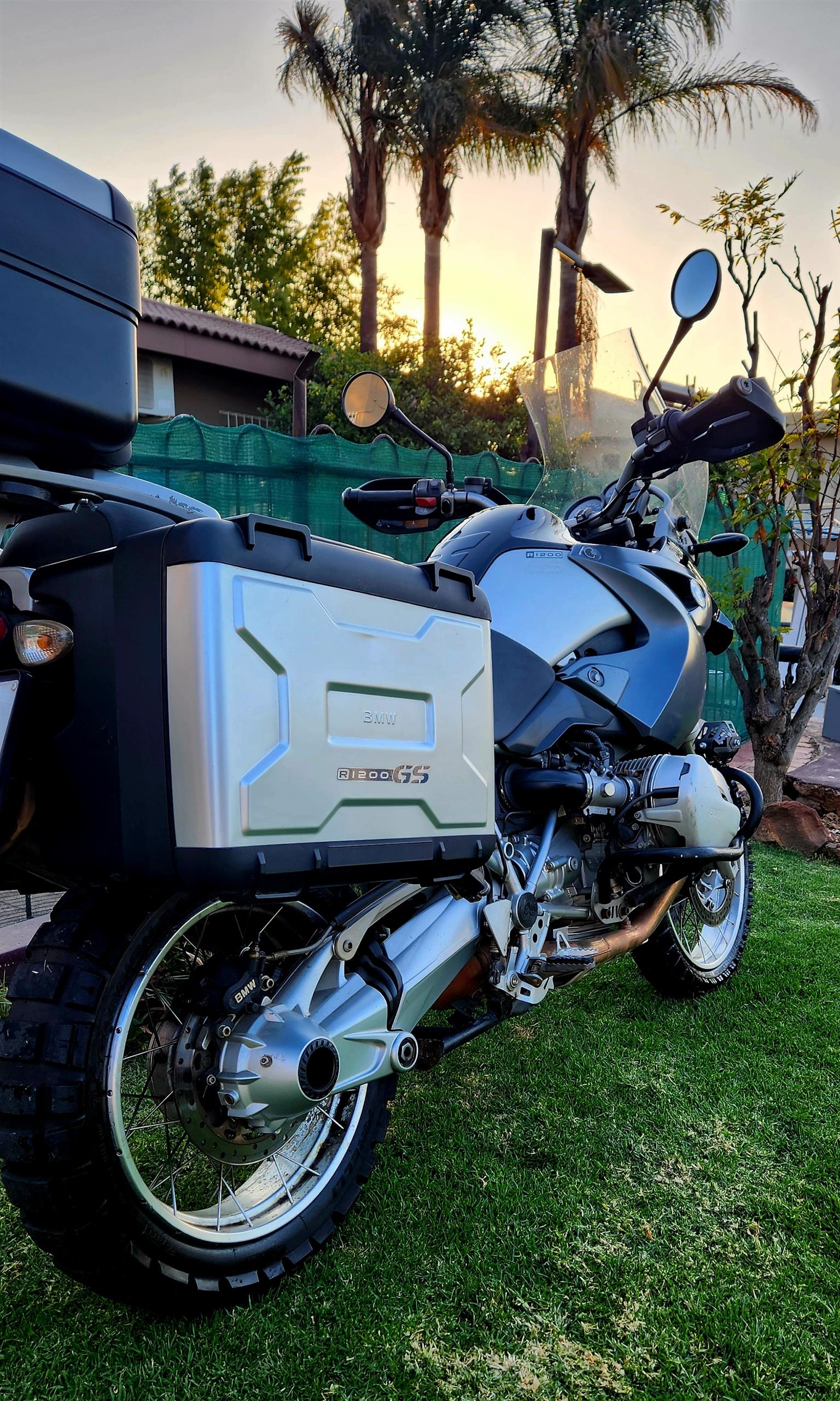 BMW GS 1200 CC (BEAUTIFUL CONDITION) | Junk Mail