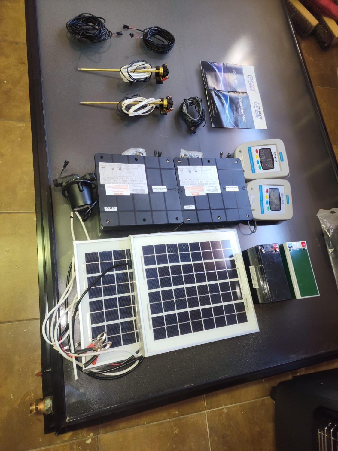 Split Pump Solar conversion kit with geyserwise and battery | Junk Mail