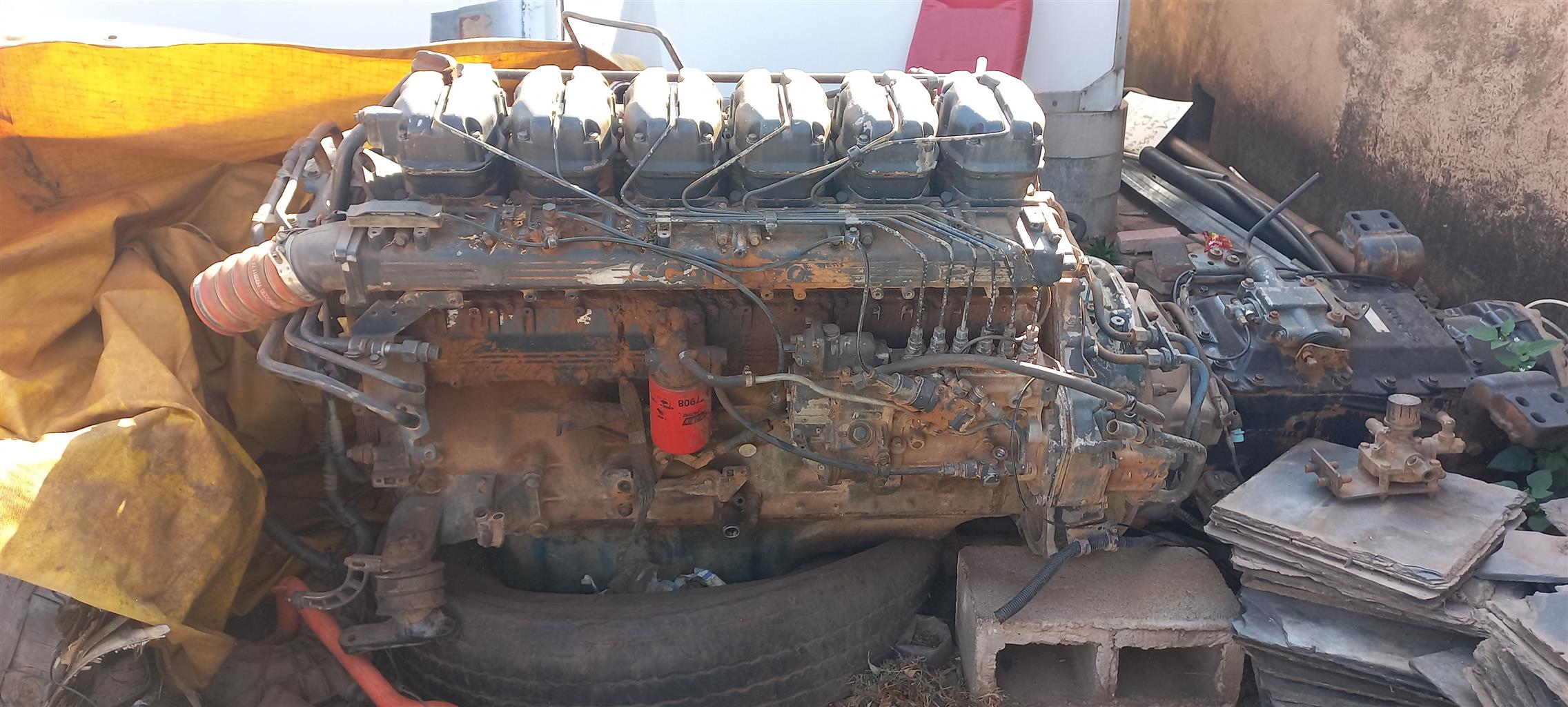Scania P320 6 Cylinder Engine with Turbo and Gearbox | Junk Mail