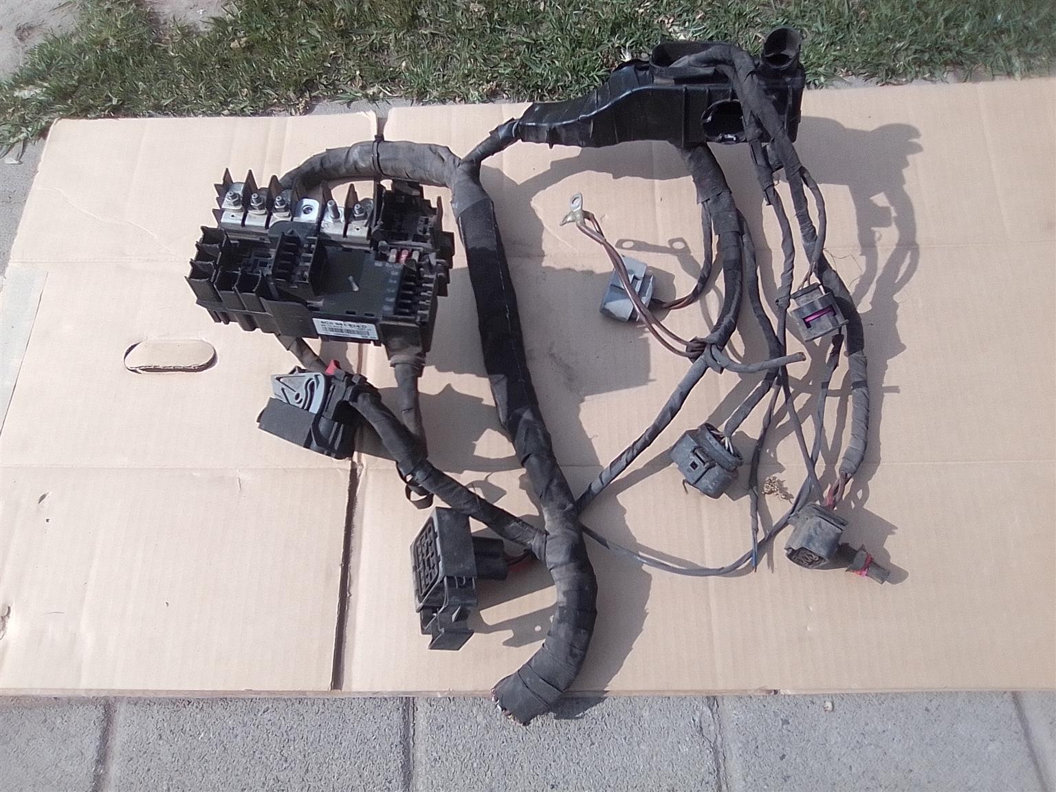 2015 VW POLO 6 TSI FUSE BOX AND WIRING FOR SALE | Junk Mail