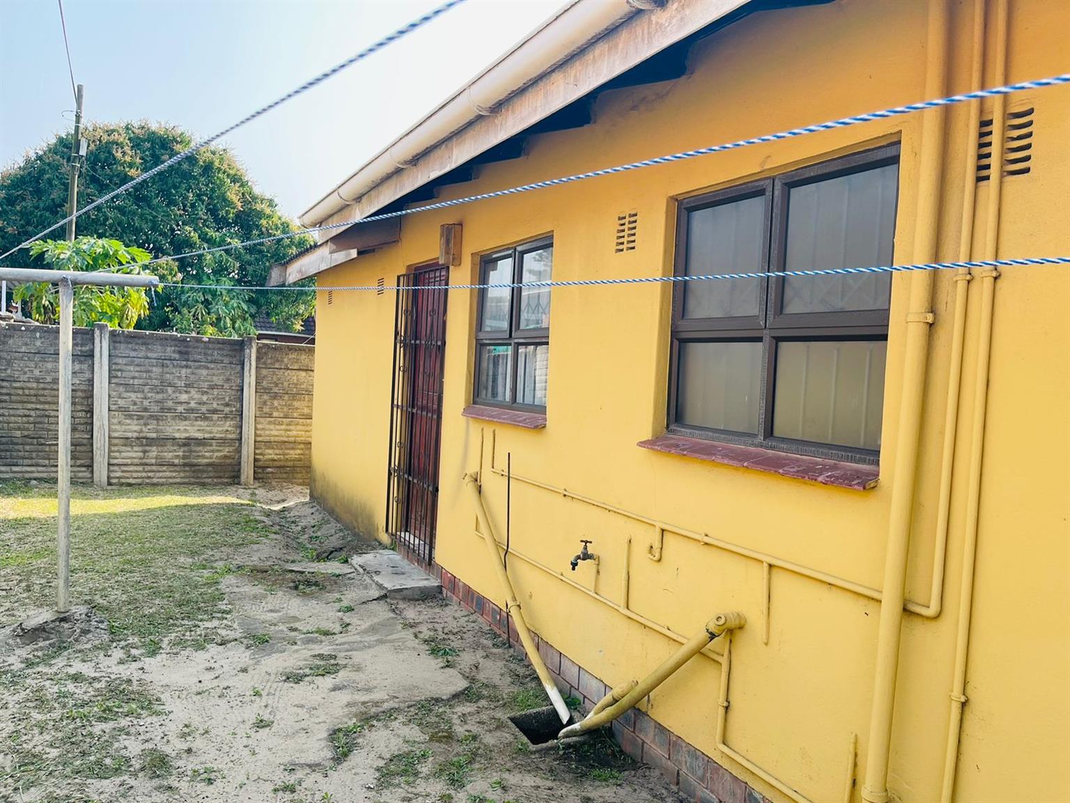 3 Bedroom house is available for rental in Esikhawini-H2 | Junk Mail