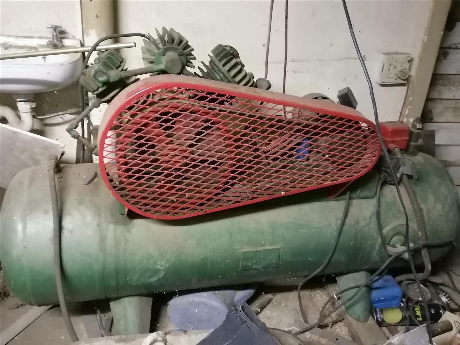 Heavy duty Air compressor 3 hp 350 litre Heavy duty with switch unit ...