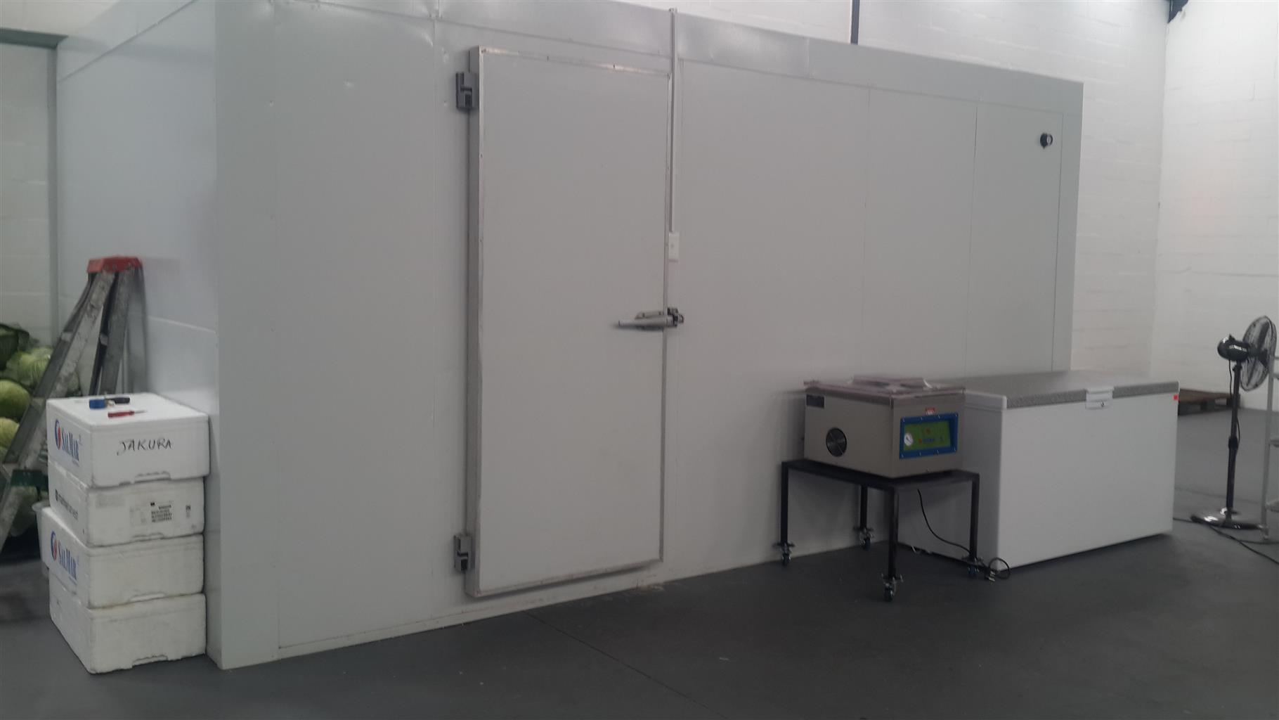 Save on Cold Freezer rooms reconditioned | Junk Mail