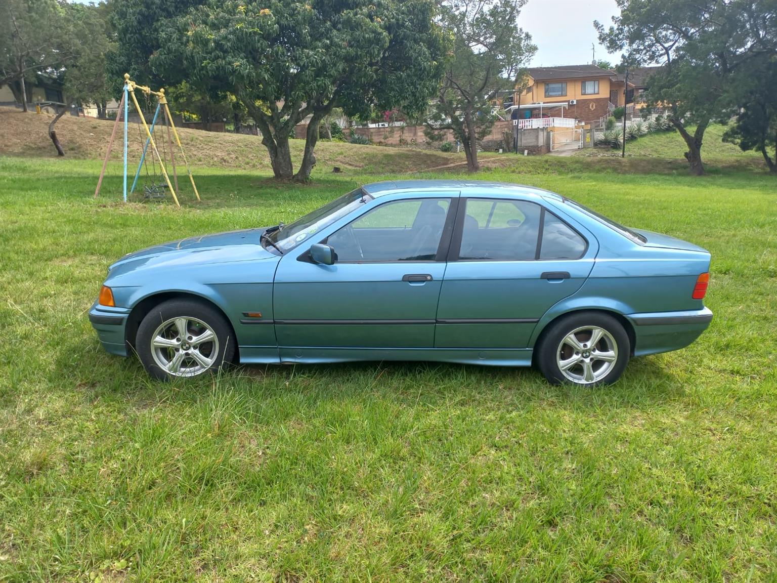 BMW 316iM e36 | Junk Mail