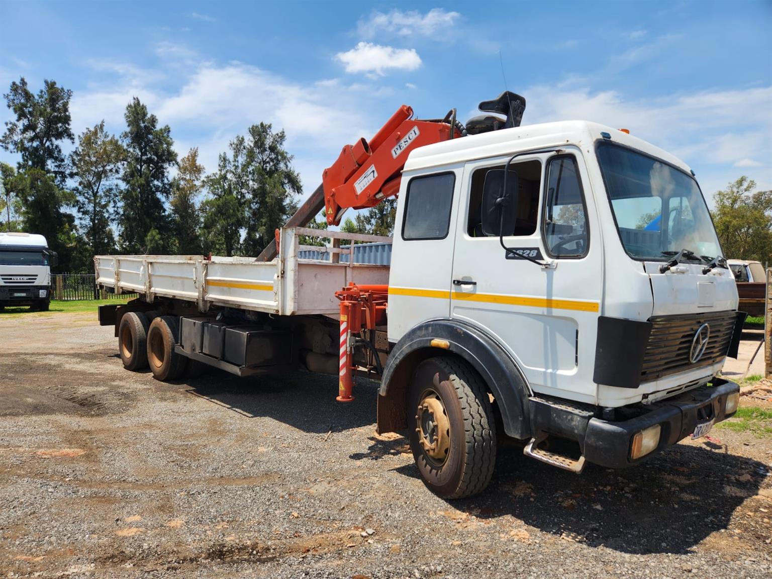 Mercedes Benz 12ton crane truck in a mint condition for sale at an ...